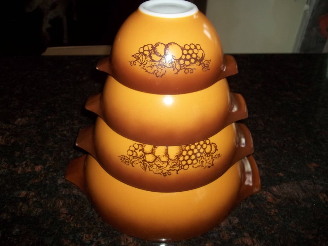 Set of 4 Old Orchard AKA Fruit, Pyrex Cinderella Mixing Bowl - Etsy