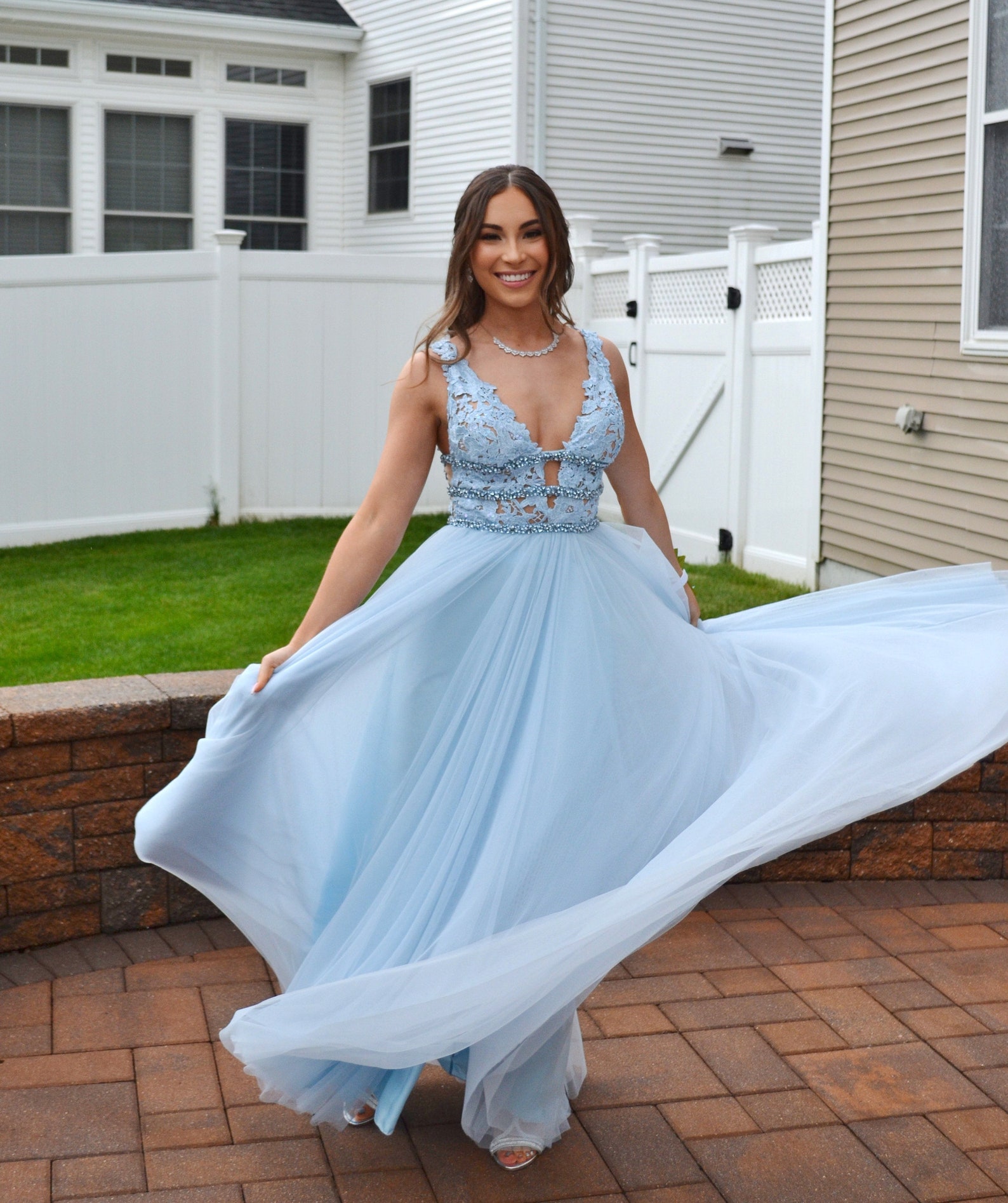 Dainty Backdrop Bridal Necklace Wedding Necklace Dainty - Etsy