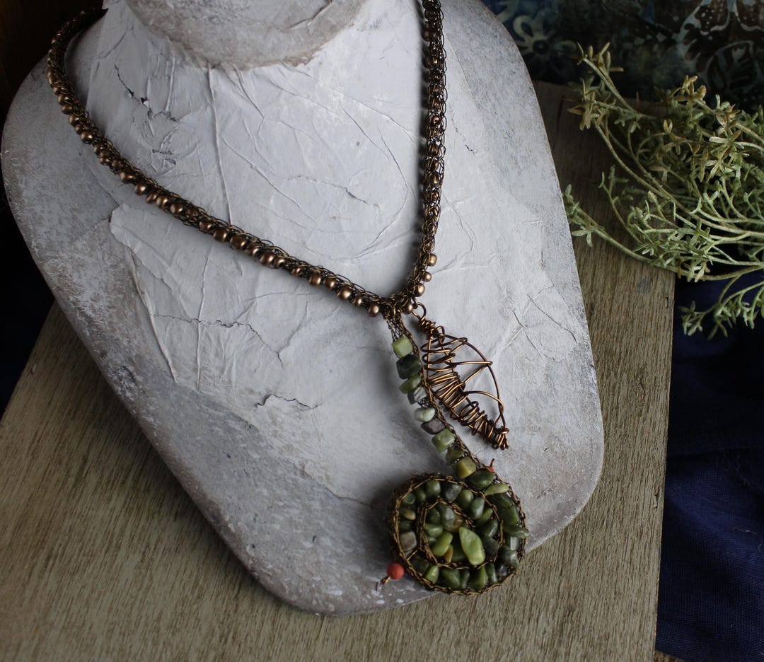 Serpentine and Bronze Wire Necklace - Etsy