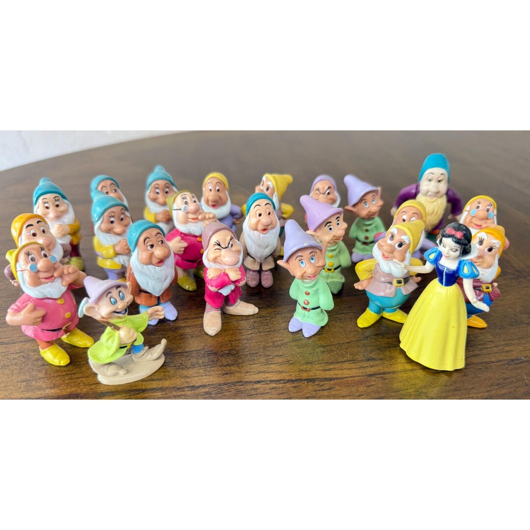 Vintage 1990s Disney Mattel Snow White Seven Dwarfs PVC Figurines Lot ...