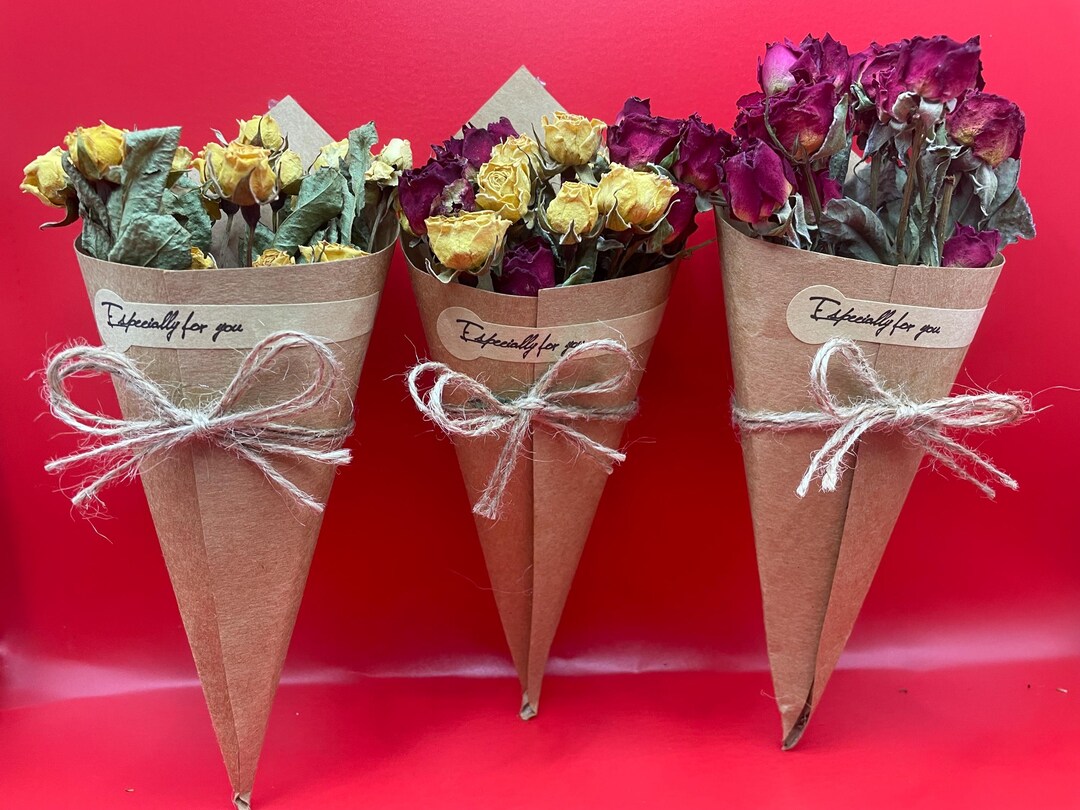 Valentines Mini Dried Rose Bouquet (12 Stems) - Red, Yellow, or Mixed ...