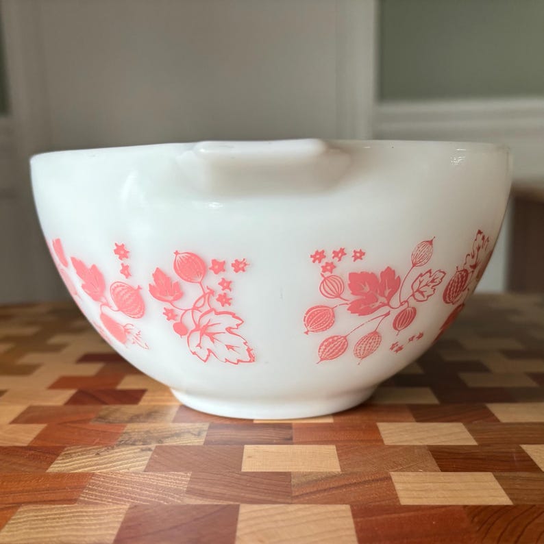 Pyrex Pink Gooseberry Cinderella Bowl #441, 1 1/2 Pint - Etsy