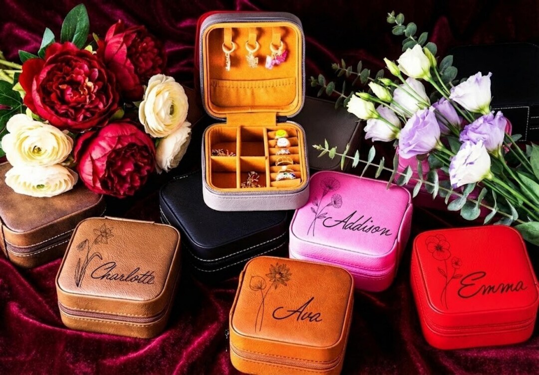 Personalized Jewelry Box for Women, Custom Leather Jewelry Case for Her ...