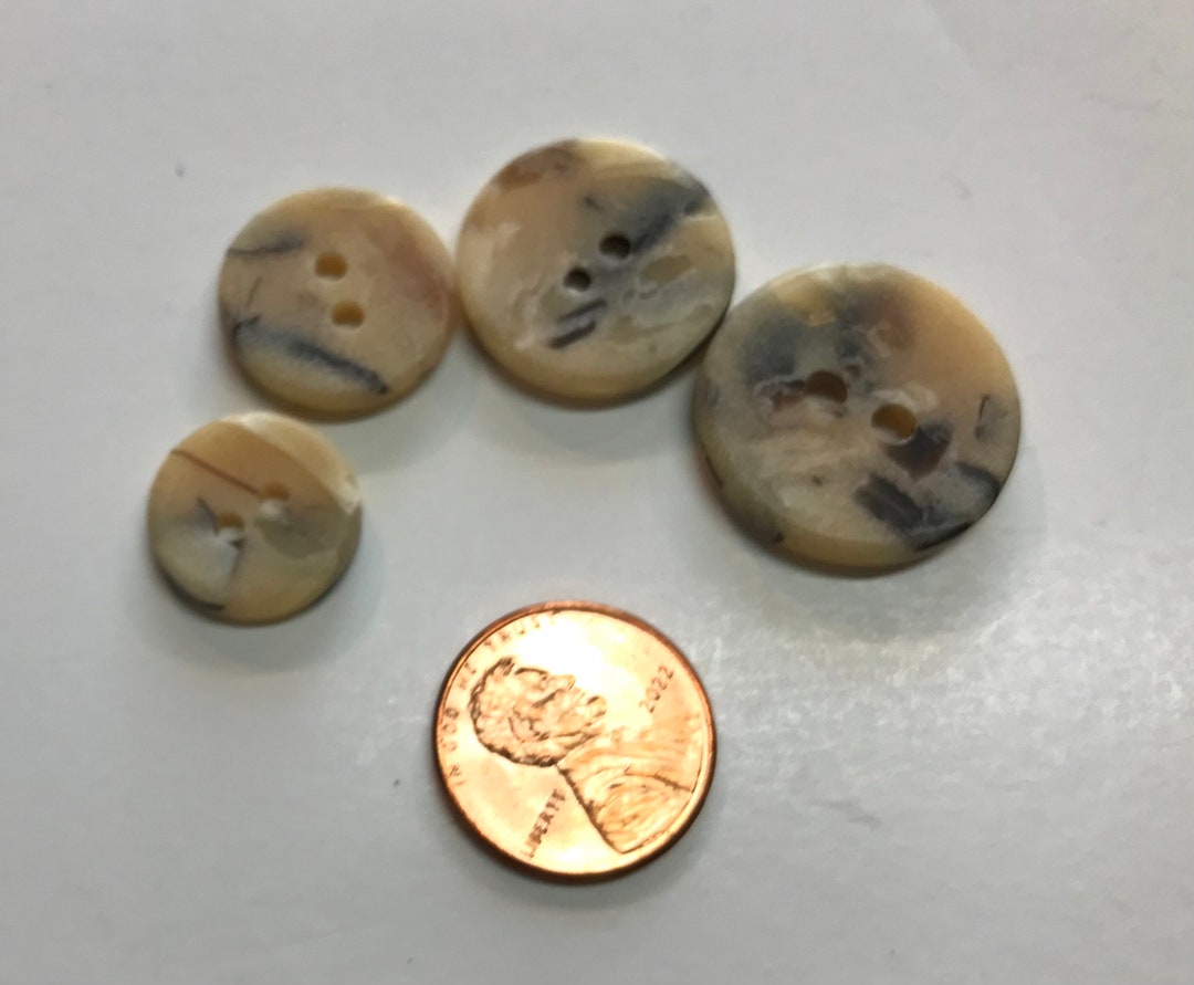 Beige Mottled Buttons, With Opaque Mottling 2 Hole (4 Sizes Available) , Tan / Brown Buttons ...