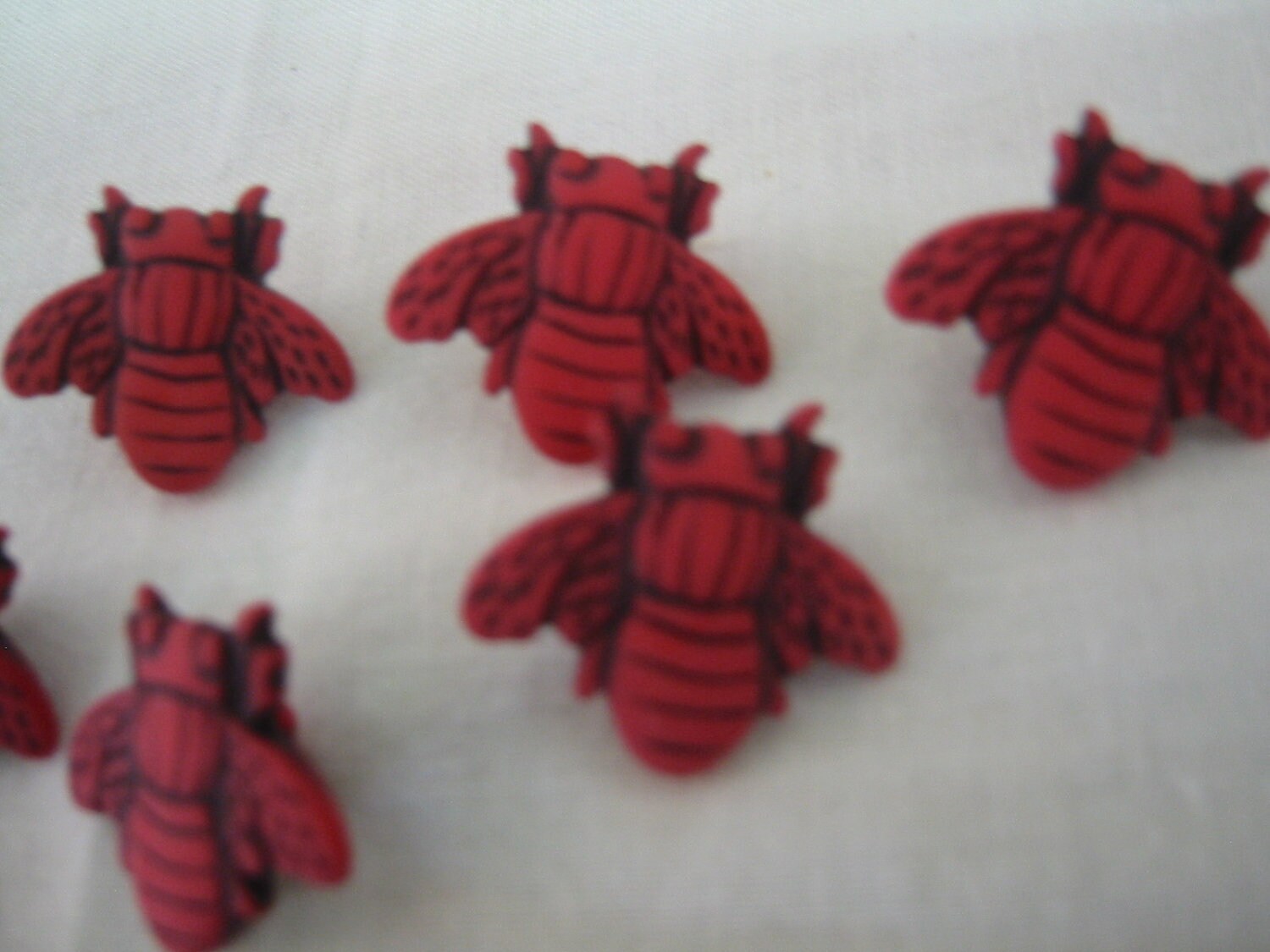 Red Buttons Red Bee Button Shape of Bee Lot of 6 | Etsy