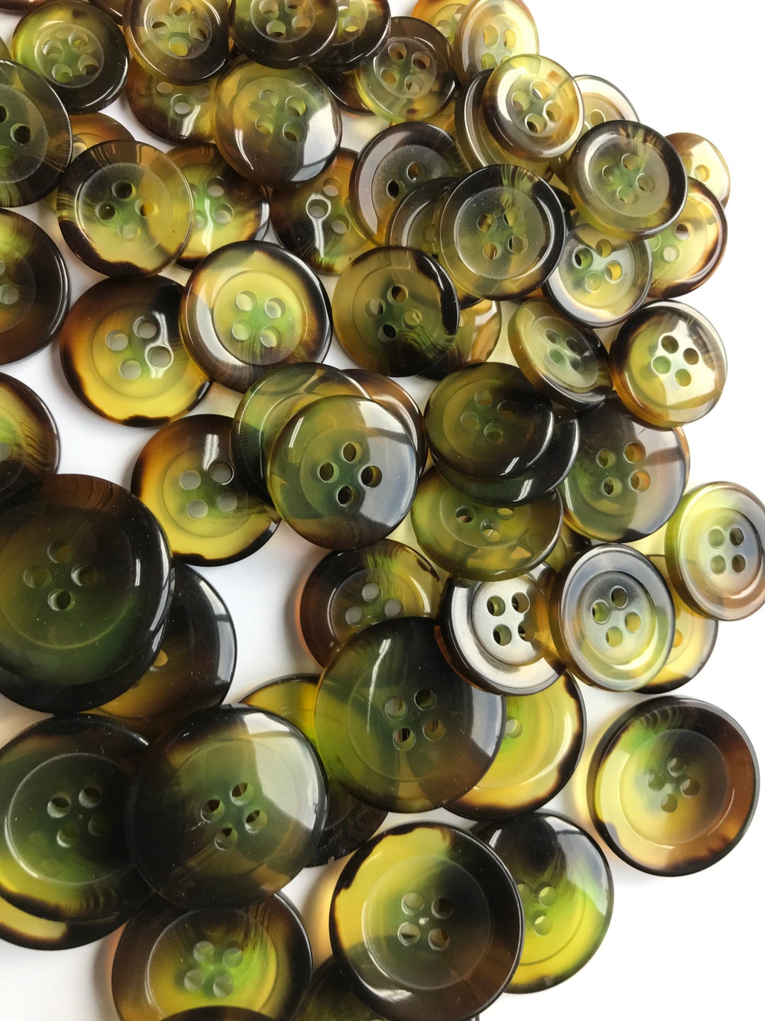 Green Buttons, 4 Sizes Available 7/8 22mm, 11/16 18mm, 5/8 15mm, 1 ...