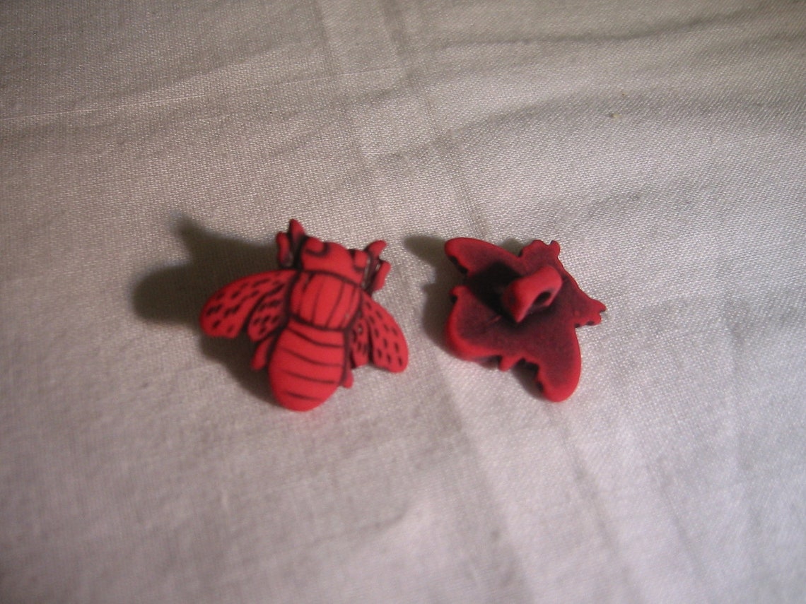 Red Buttons Red Bee Button Shape of Bee Lot of 6 | Etsy