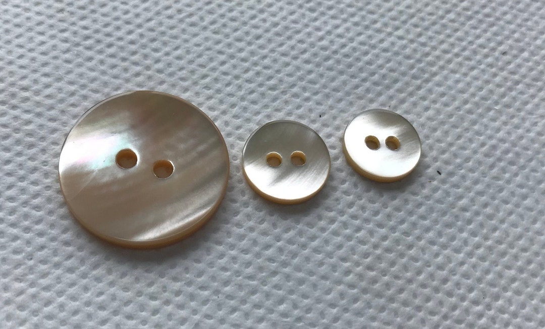 Natural Beige Mop Shell Buttons. 2 Hole Real Shell 3 Sizes New Vintage ...