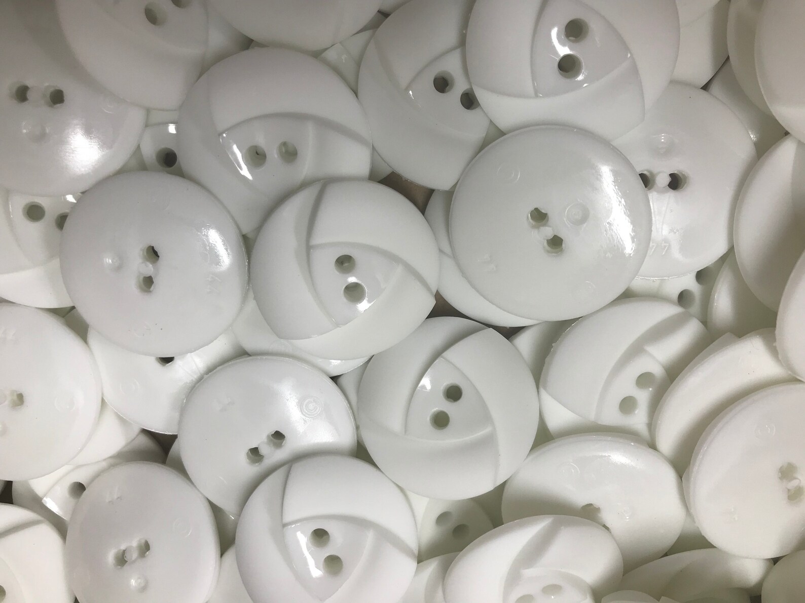 White satin / Shiny Button, 2 Hole White Button, 5 Sizes Available, Lot ...