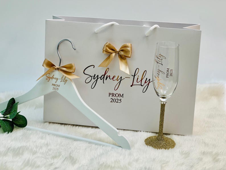 Personalised Prom Glitter Prosecco Glass - Etsy UK