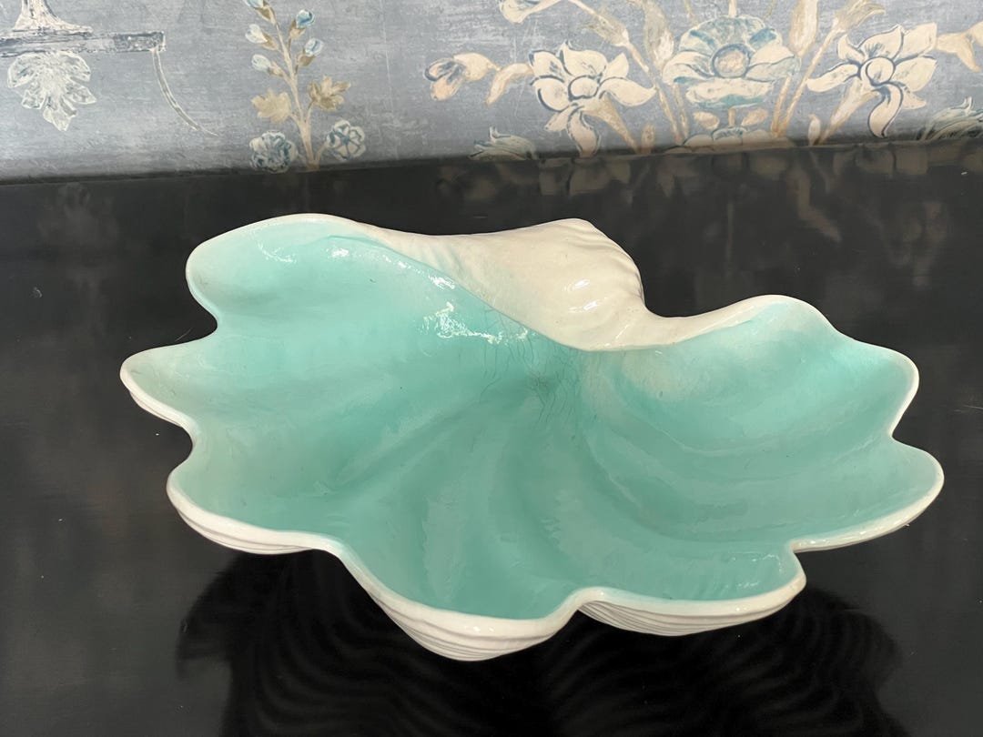 Vintage Ceramic Clam Shell Bowl - Etsy