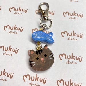 Custom Cat Keychain With Name on Back | Handmade - Etsy