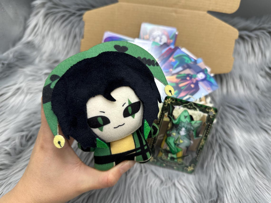 Harlequin-inspired the Freak Circus Fan Gift Box– A Thoughtful ...