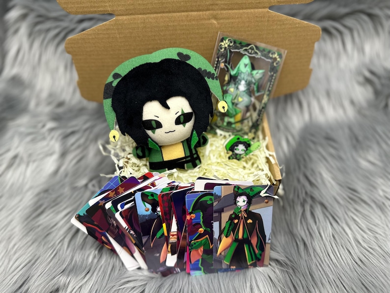 Harlequin-inspired the Freak Circus Fan Gift Box– A Thoughtful ...
