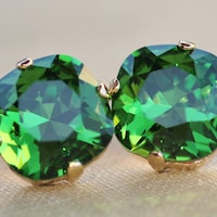 Emerald Green and Gold Beaded Teardrop Dangle Earrings | Hypoallergenic ...