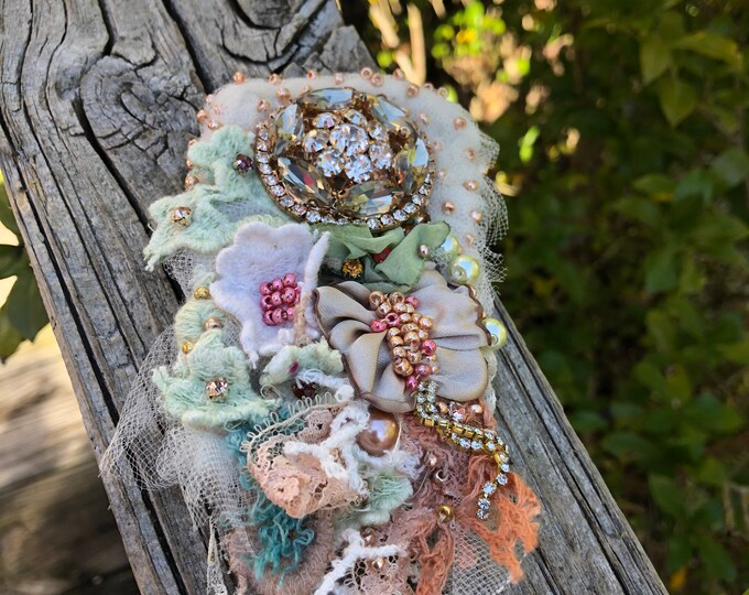 Victorian Brooch Crystals Crystals and Flowers - Etsy