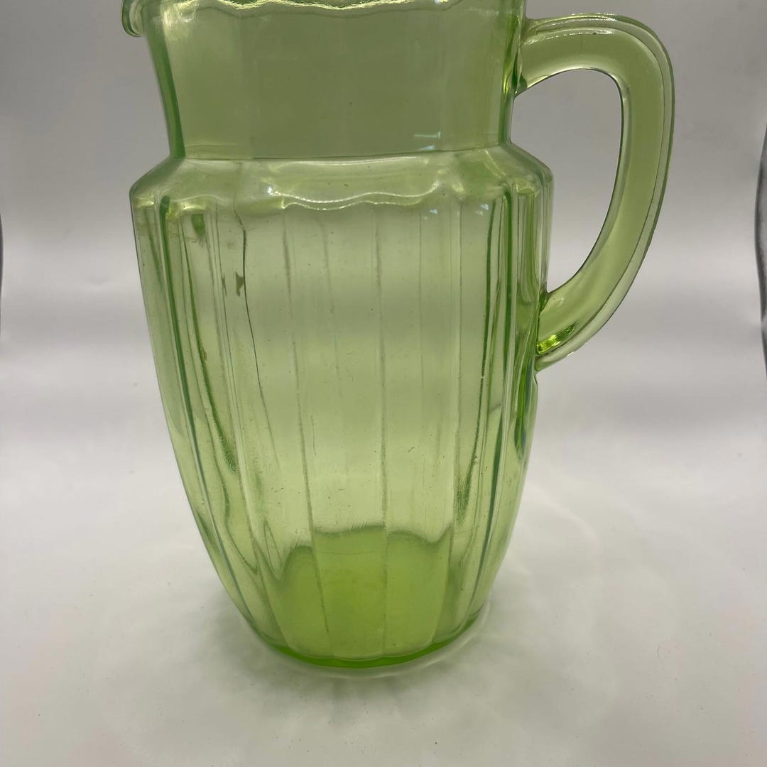 Vintage 1930s Anchor Hocking Pillar Optic Green Uranium Glass Ribbed ...