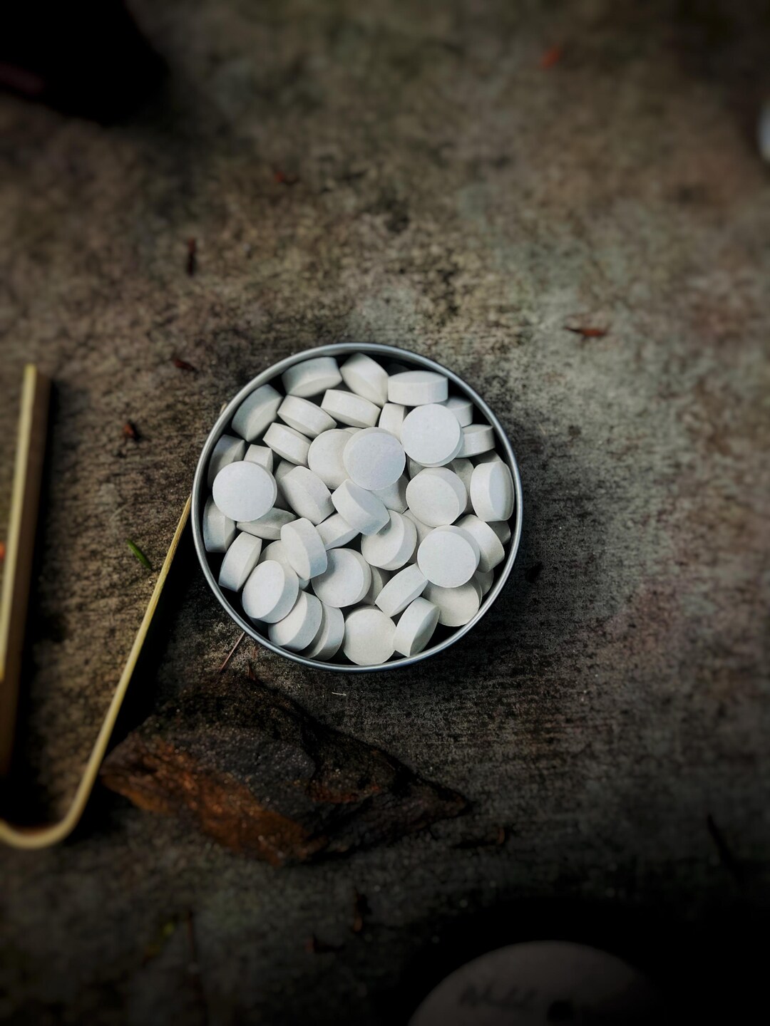 Vanilla Mint Toothpaste Tablets: Natural Mini Moons With Bamboo Tongs ...