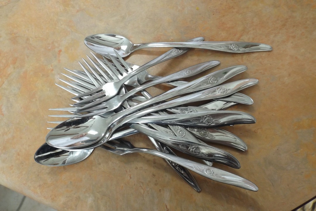 Utica Set Stainless Flatware for 2-4, Total 15 . Banquet. Home Decor ...