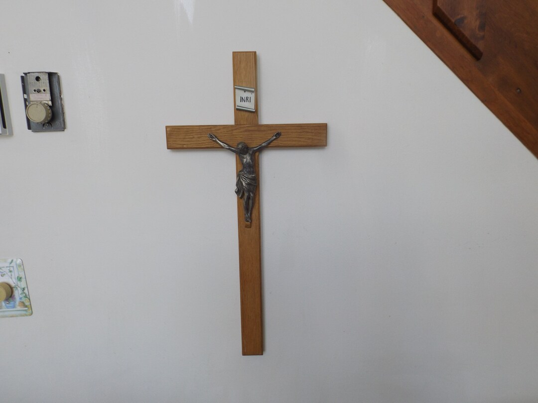 Antique Extra Large Crucifix on Oak Wooden Cross. Pewter Crucifix. Oak ...