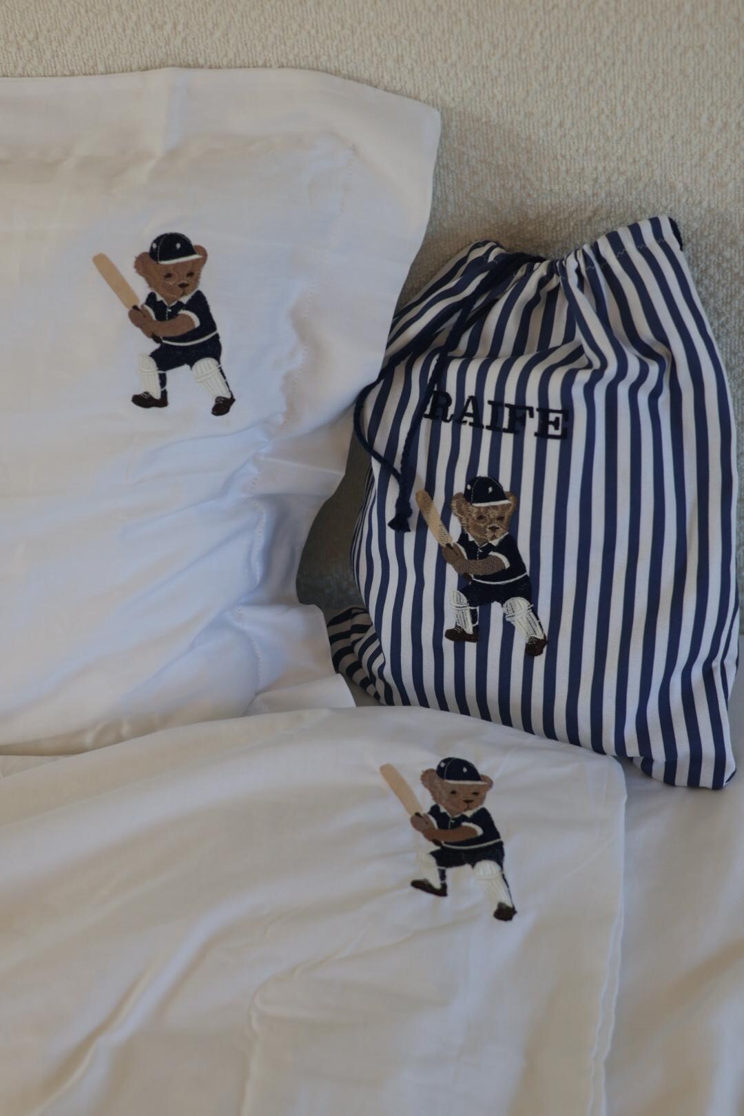 Embroidered 100% Egyptian Cotton Bedding Set – Cricket Bear Design ...