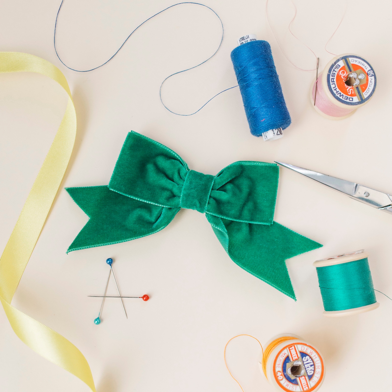 Emerald Green Velvet Ribbon Bow Hair Clip Classic Emerald - Etsy