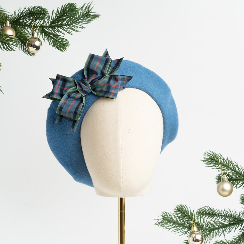 Airforce Blue Wool Felt Beret Hat With Flower of Scotland Tartan Ribbon ...