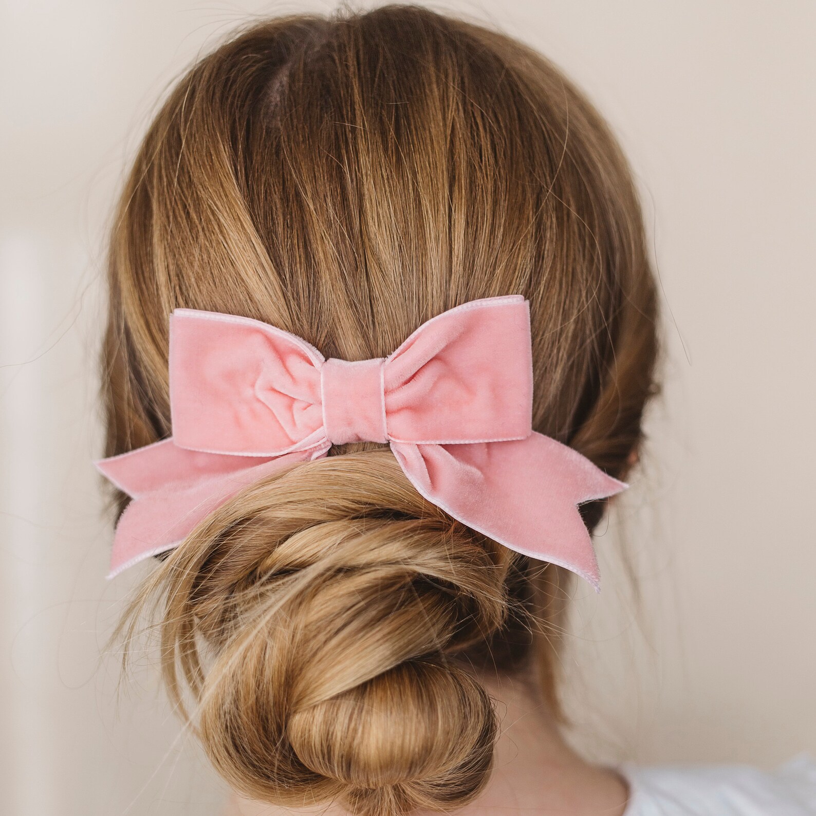 Coral Pink Velvet Ribbon Bow Hair Clip, Classic Pale Pink Velvet Hair ...