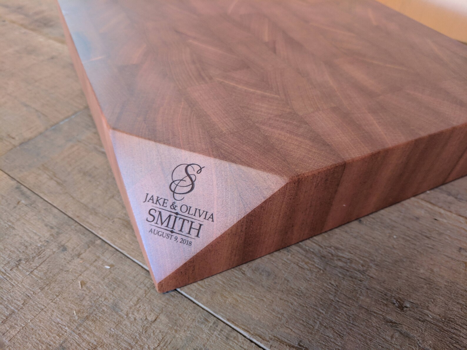 Personalized Engraved Monogramed Cutting Board Butcher Block - Etsy