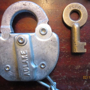 PP Railroad Lock Key Chain Penn Central Railroad Vintage - Etsy