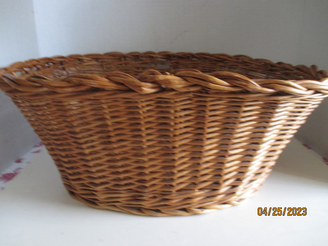 Willow Basket Oval Oblong Baskets Storage Container Vintage Tabletop ...