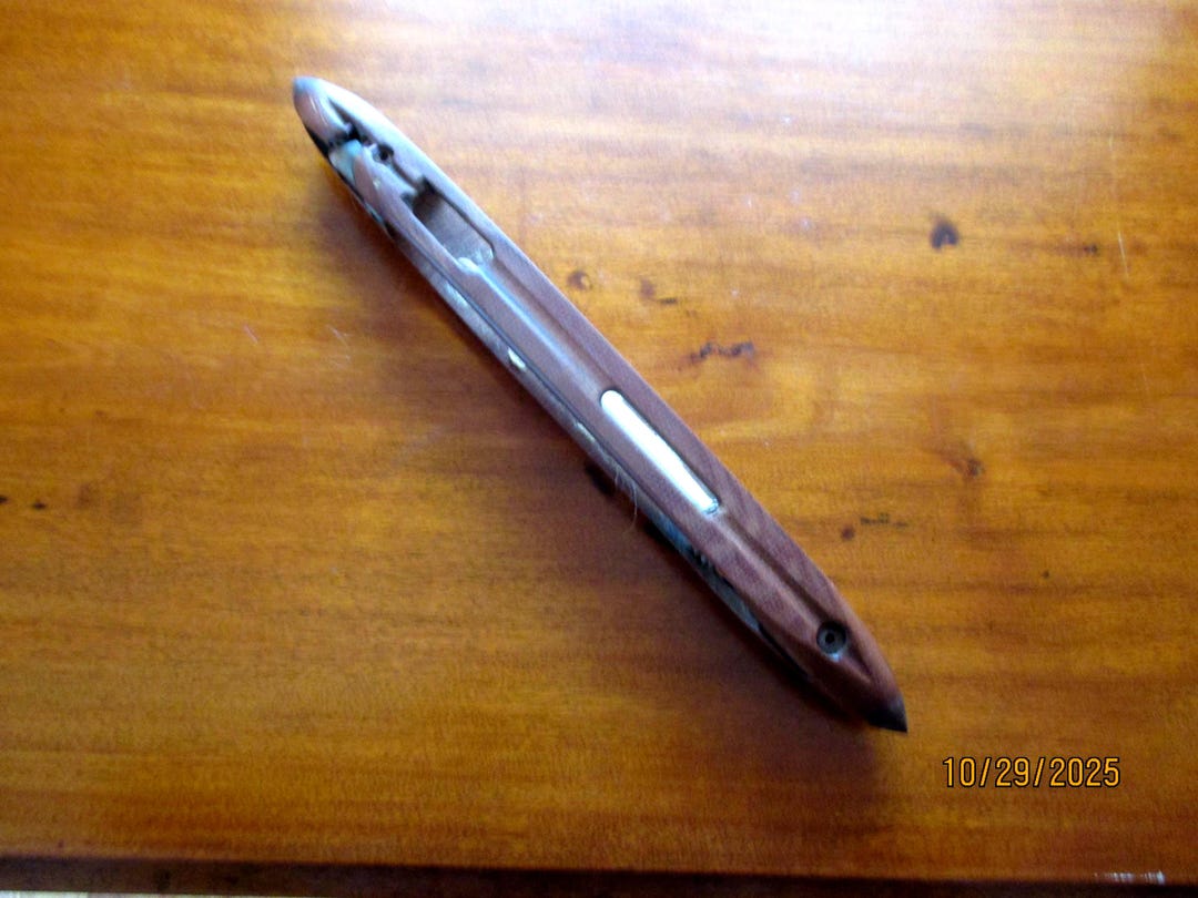 Vintage Wooden Shuttle Weaving Supplies Wood Bobbin Silk Threads 16 ...