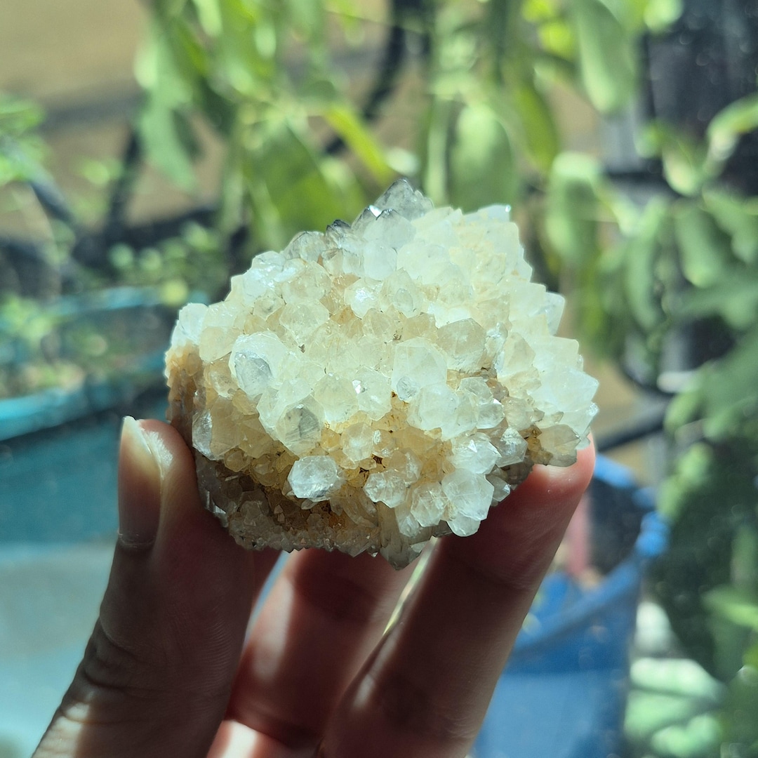 Raw Quartz Crystal Cluster, Mineral Specimen, Home Decor From Vietnam ...