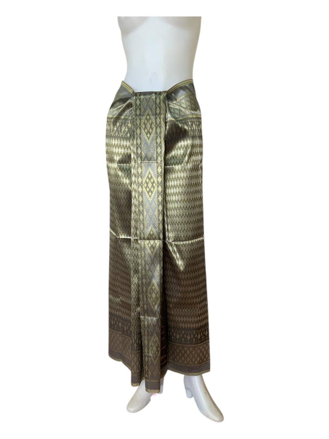 Thai Silk-style Sarong | Gray & Gold Geometric Pattern, 70x40 Inches - Etsy