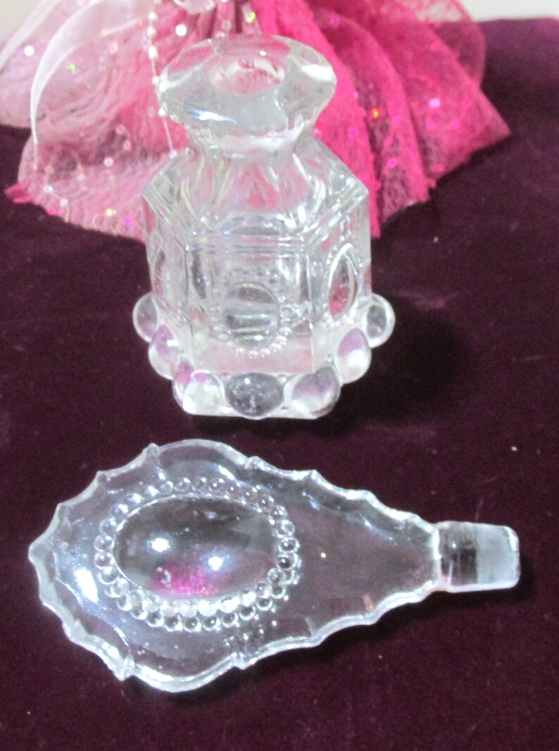 Vintage L. E. Smith Glass Perfume Bottle Beaded Medallion Pattern - Etsy