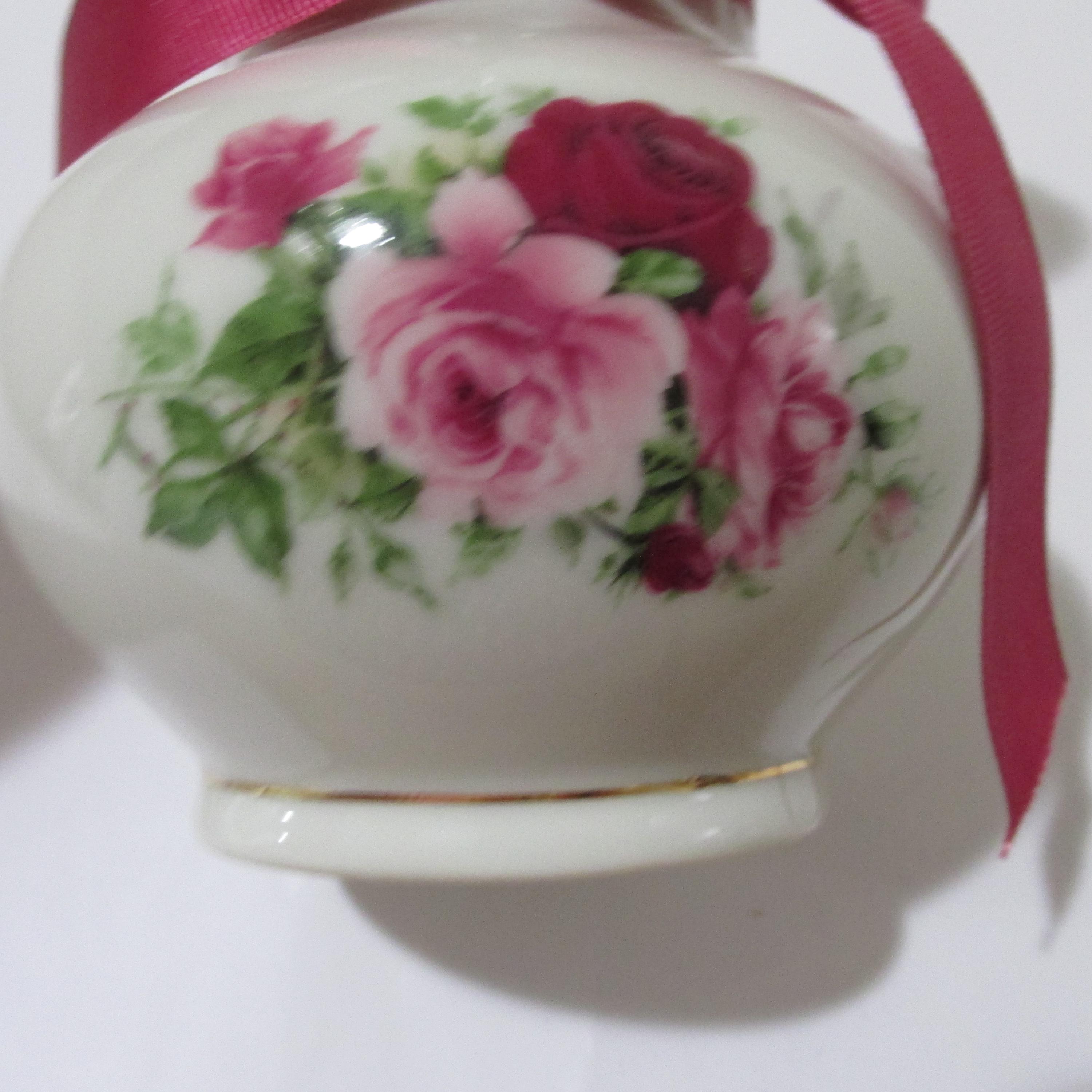 Vintage Baum Bros Floral Vase With Gold Accents and Lattice Ceramic ...