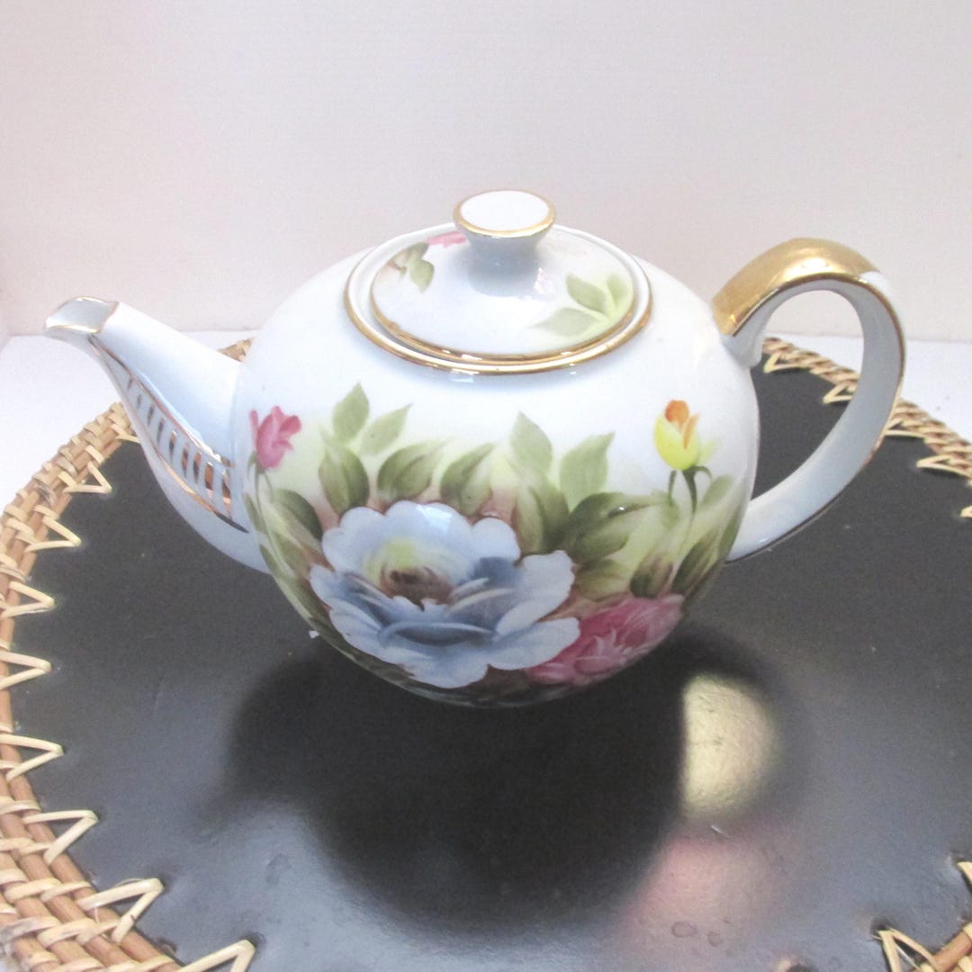 Kashmir Rose Teapot by Shafford, Featuring a Floral Design With Elegant ...