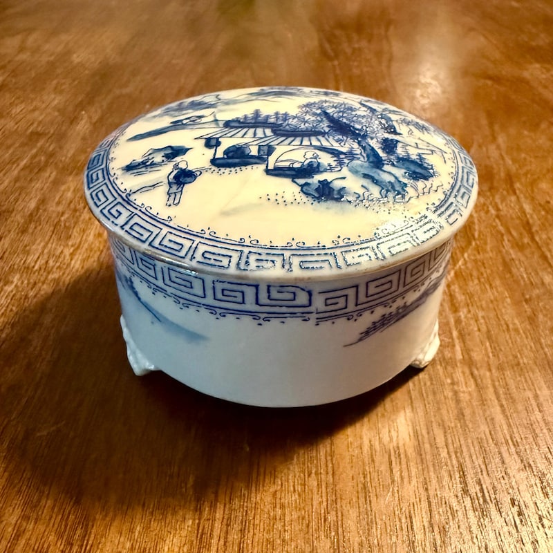 Antique Chinoiserie Trinket Box - Etsy