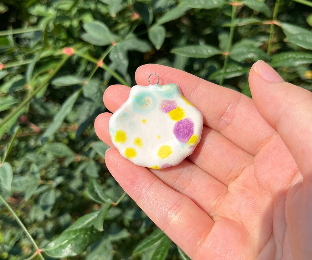 Ceramic Seashell Worry Stone ⊹ Handmade Keychain ⊹ - Etsy