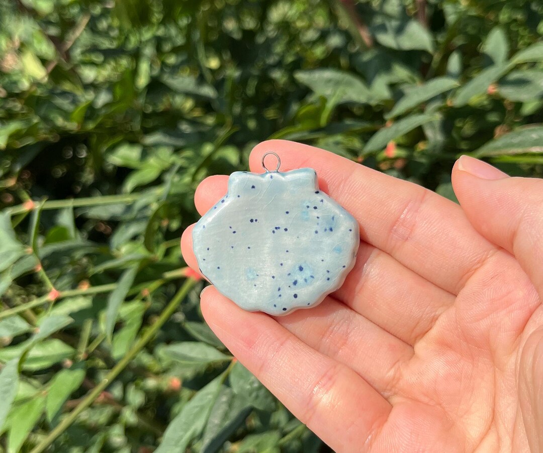Ceramic Seashell Worry Stone ⊹ Handmade Keychain ⊹ - Etsy