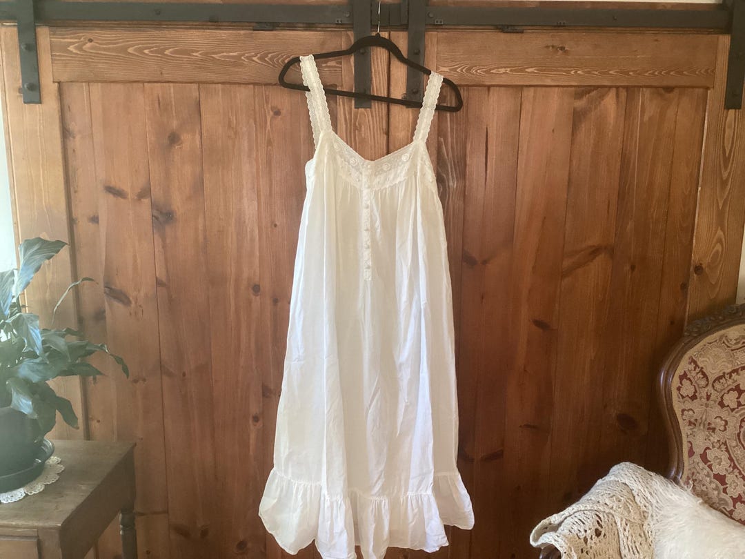 Vintage Victoria Secret White Cotton Maxi Nightgown 90’s Canterbury ...