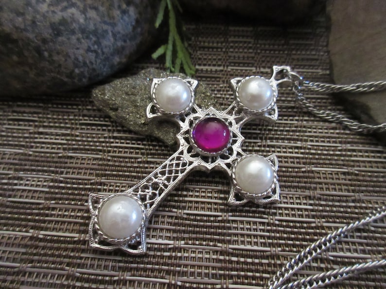 Vintage Sarah Coventry Crusader Cross Pendant Necklace: Filigree Silver ...
