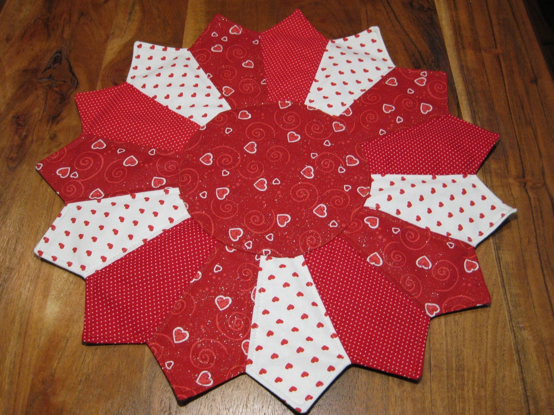Valentine Quilted Table Topper, Dresden Plate Topper, Table Topper ...
