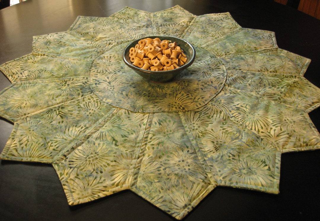 Batik Table Topper,dresden Plate Table Topper,reversible Table Topper ...