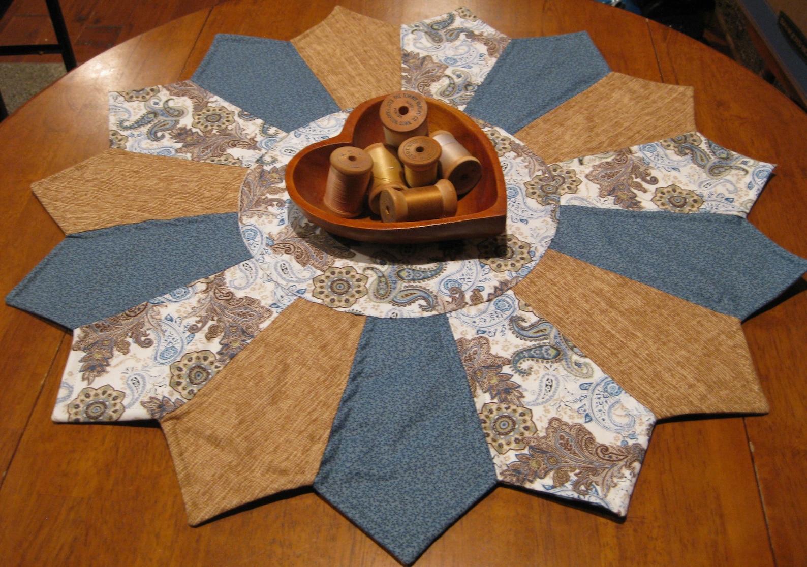 Paisley Quilted Table Topper, Table Topper, Dresdan Plate Table Topper ...