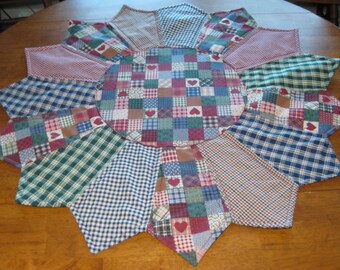 Quilted Table Topper - Etsy