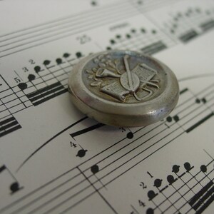 Lovely Vintage Metal Picture Button Musical Instruments Sheet Music ...