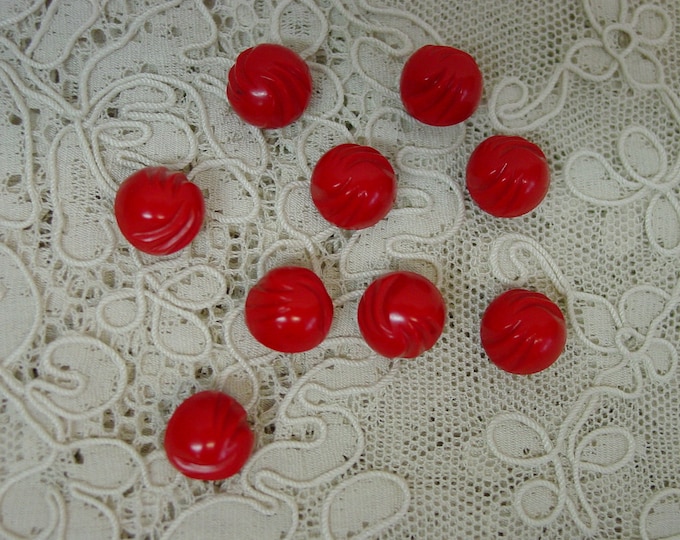 9 Cute Little Red Plastic Buttons for Doll Clothes, Sewing 7/16" - Etsy