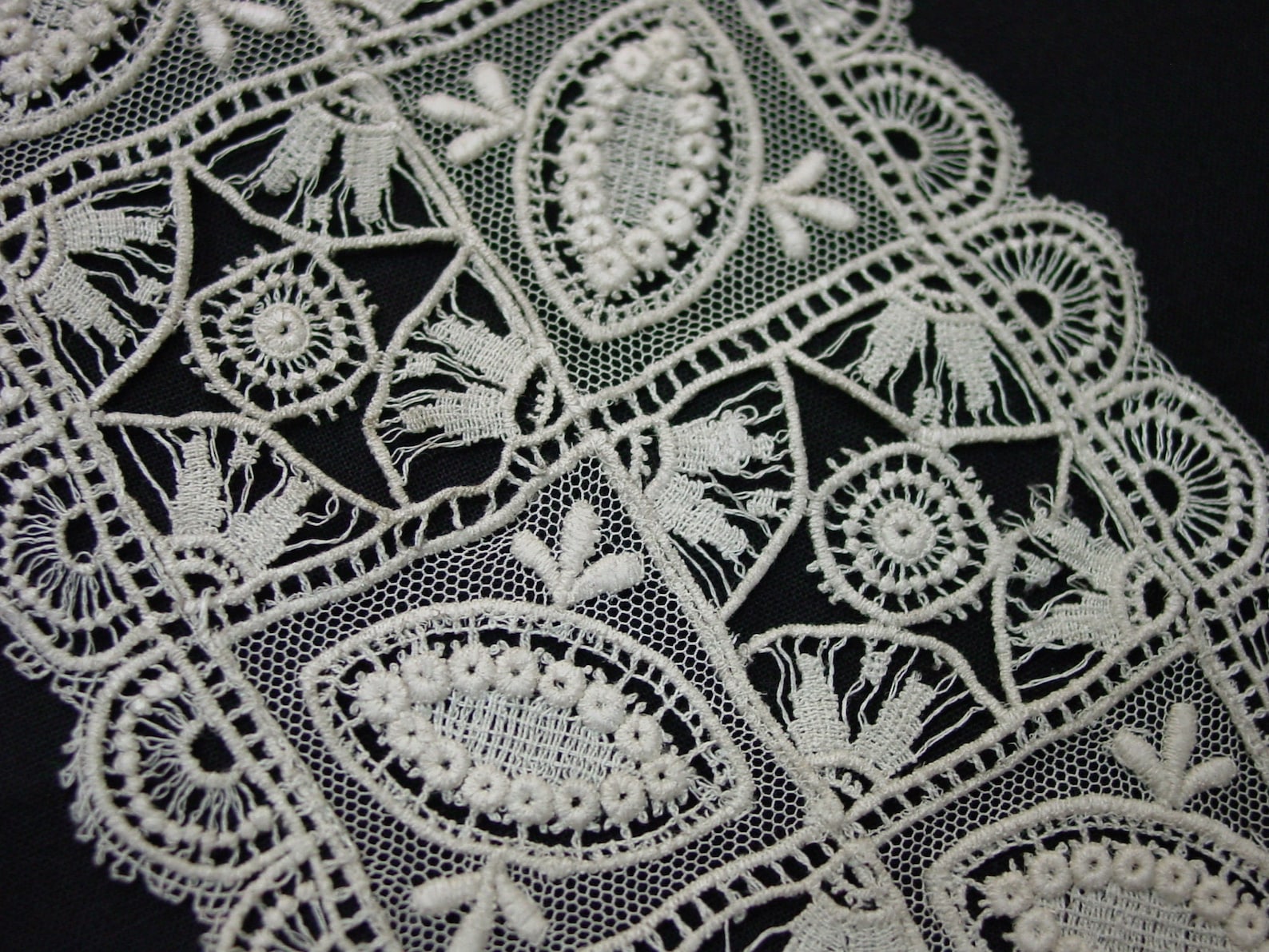 2 Antique Lace Lappets Trim Ecru 4 x 29 1/2 | Etsy