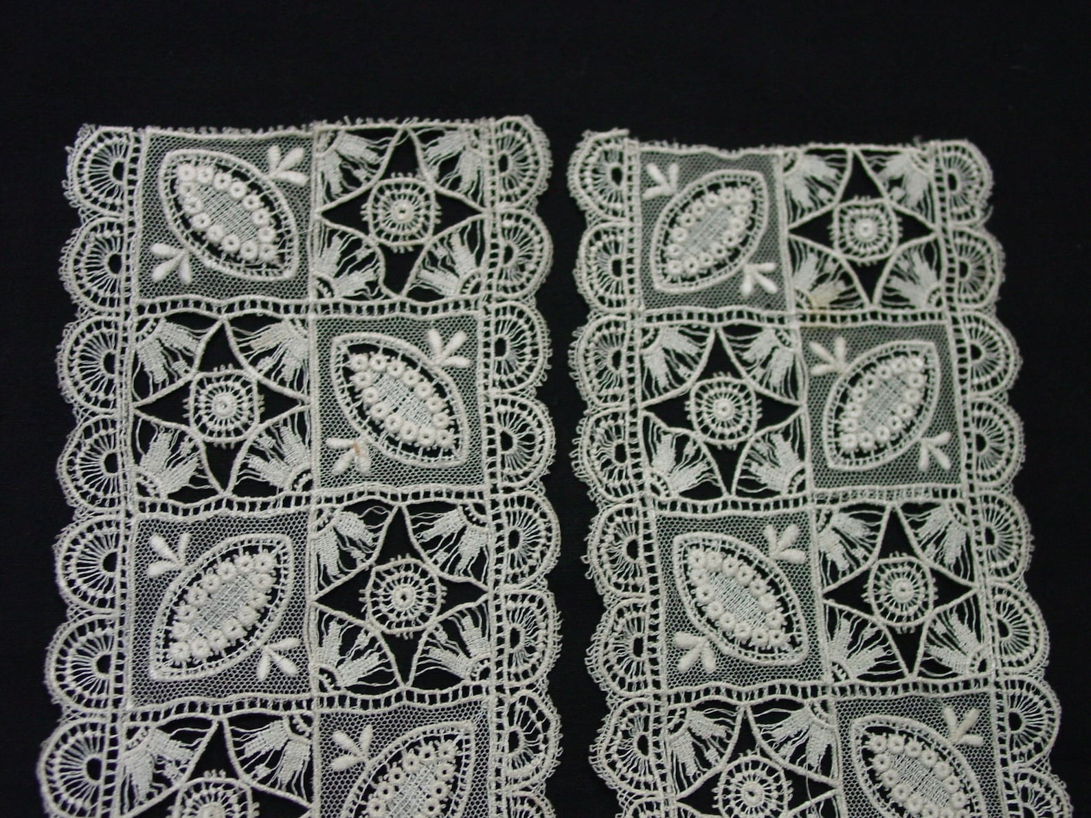 2 Antique Lace Lappets Trim Ecru 4 x 29 1/2 | Etsy